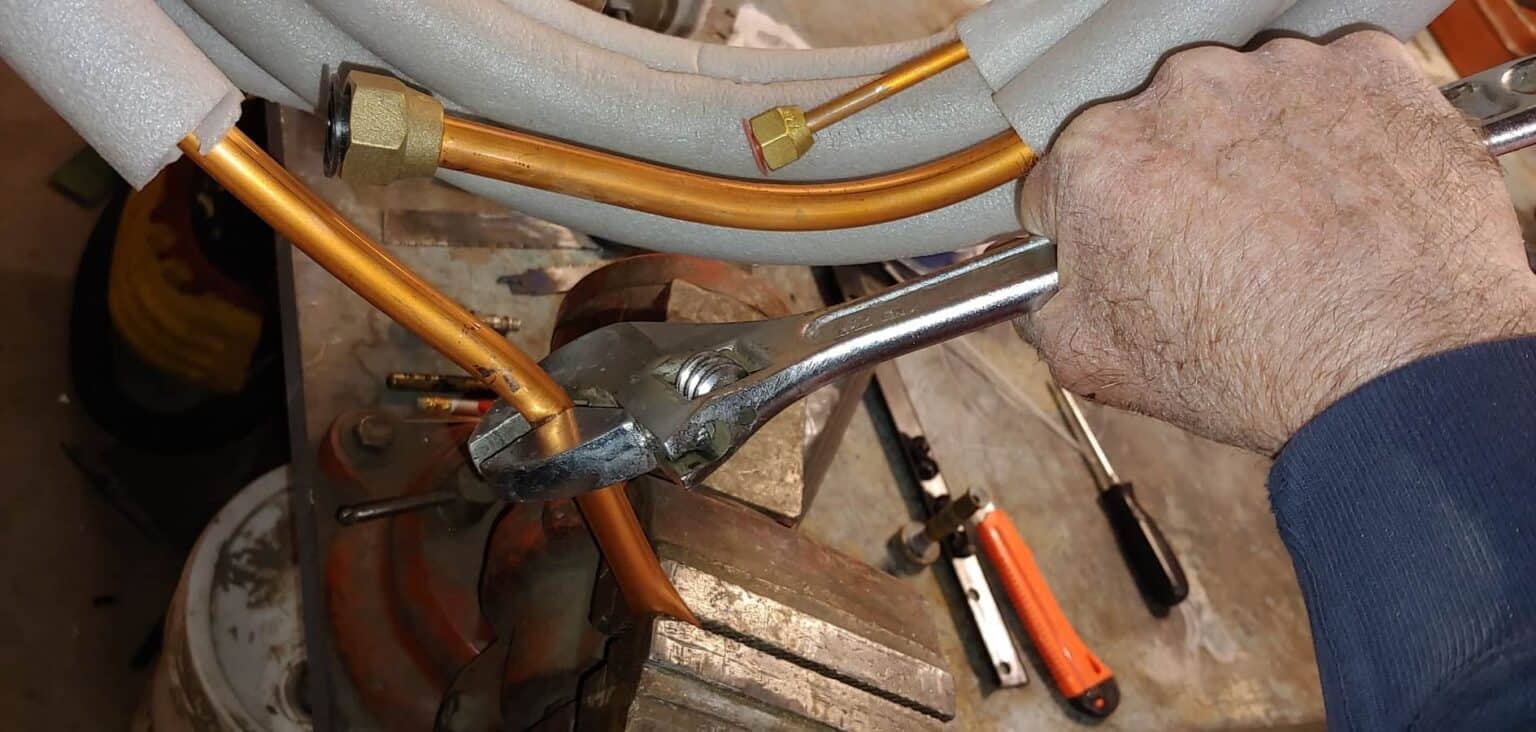 Easily Fix A Kinked AC Line Set, Just 1 Idea